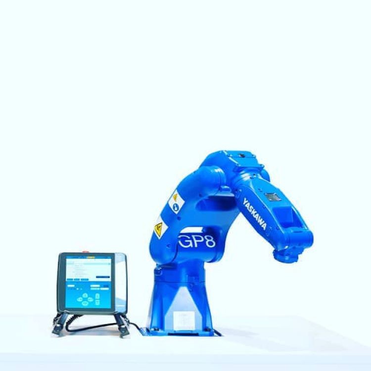 6 trục chọn và đặt cánh tay robot Yaskawa GP8 với CNGBS Robot Gripper cho Robot xử lý vật liệu